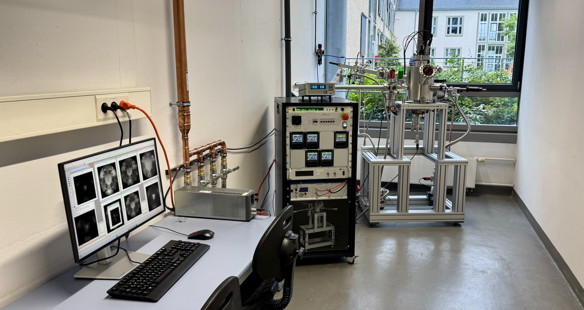 Mini-ARPES station in the laboratory – Fermiologics